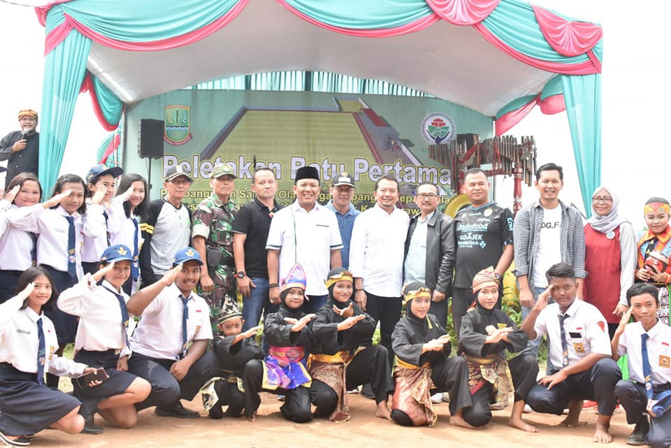 Desa Dawuan Barat Bangun Lapangan Sepak Bola Berstandar FIFA | Situs ...