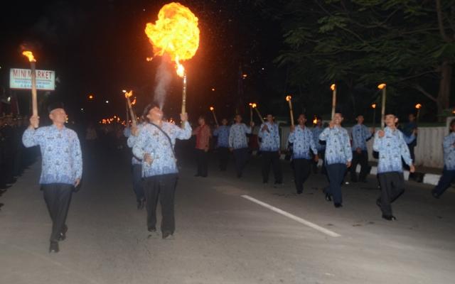 Taptu dan Renungan Suci : Tradisi Hari Kemerdekaan Di Kabupaten ...